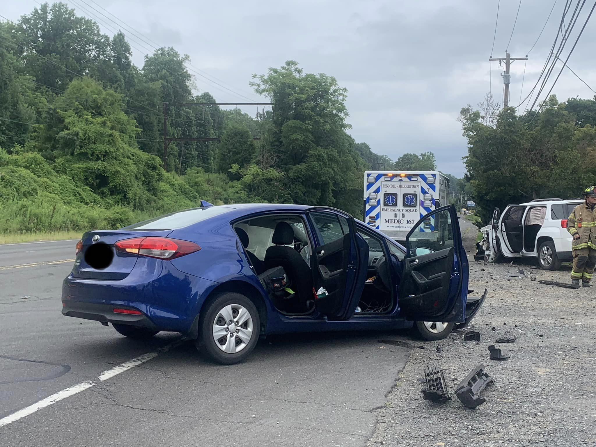 Two Vehicles Collide On Friday Afternoon - LevittownNow.com