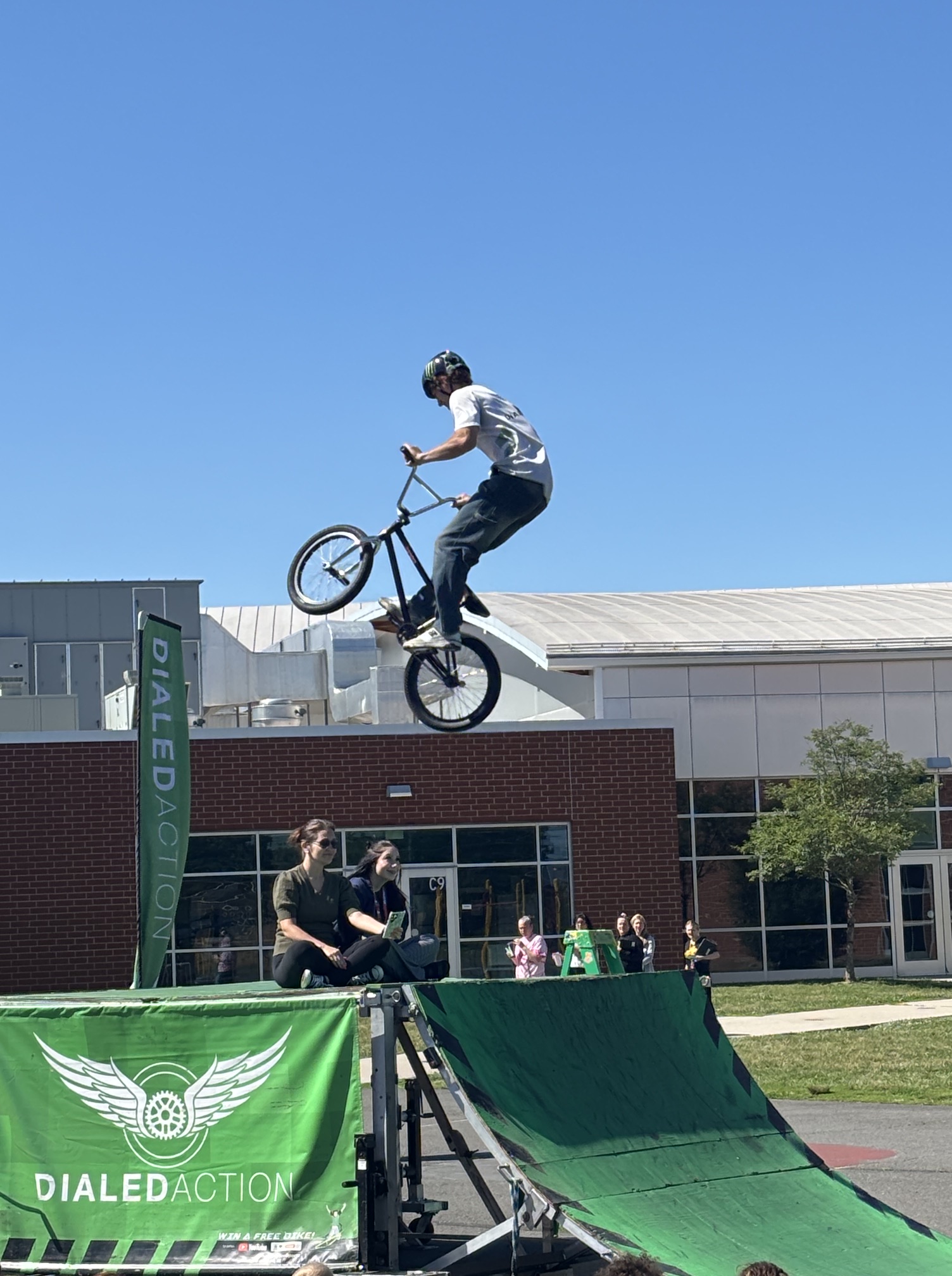Pro-BMXers Teach Students Safety - LevittownNow.com